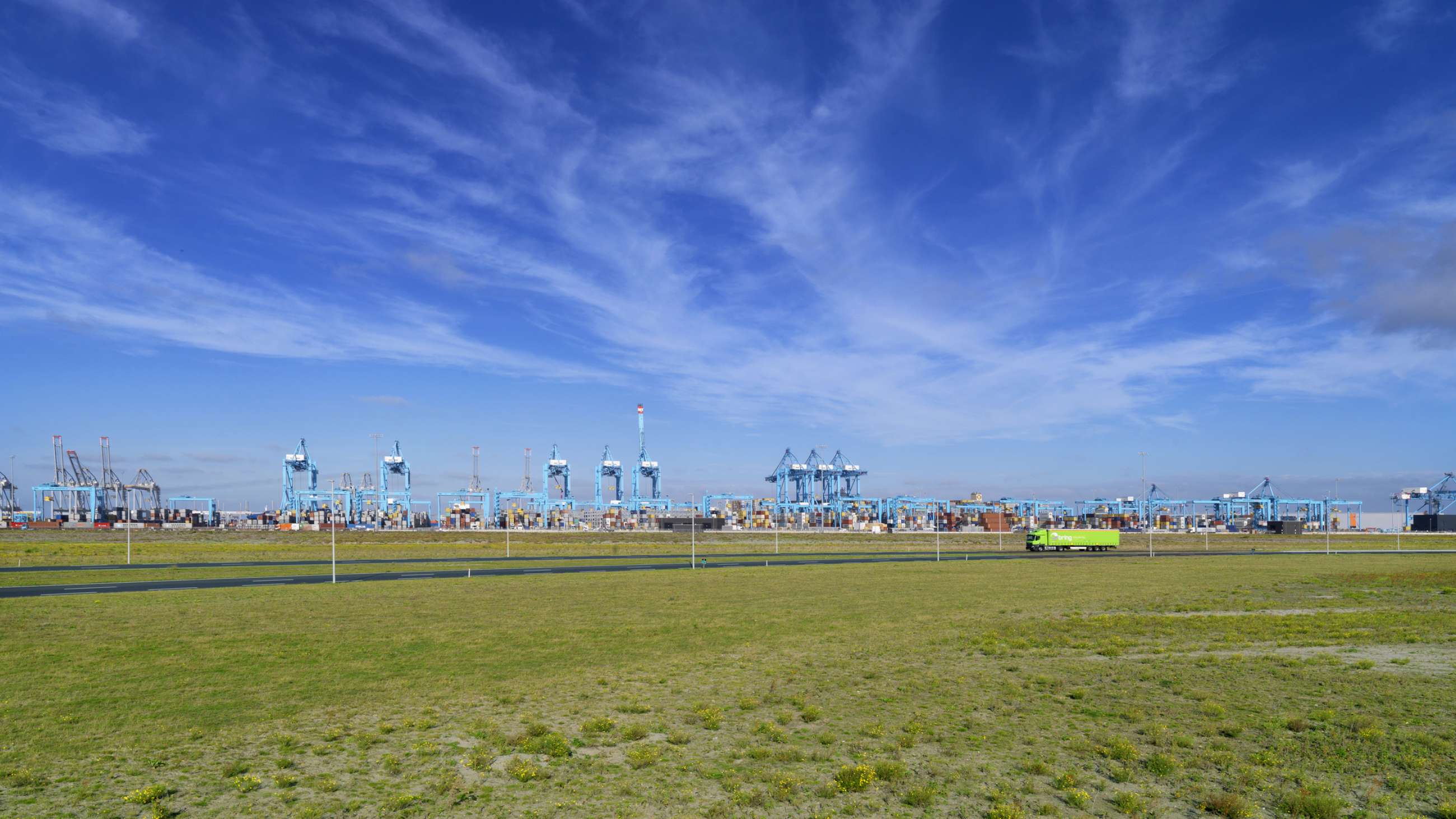 Commercial invoice and a proforma invoice - bring.no/en