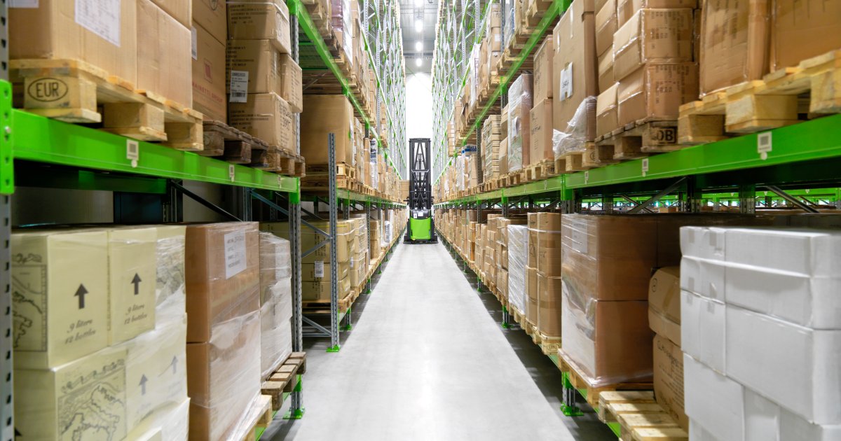 La oss ta hånd om lageret ditt | Se våre ulike lagertjenester - bring.no